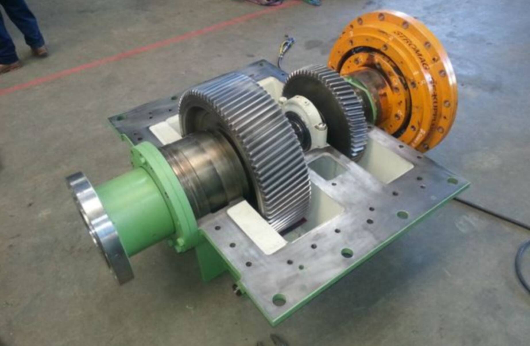 Projects - Overhaul Masson gearbox Somtrans IV - Reikon